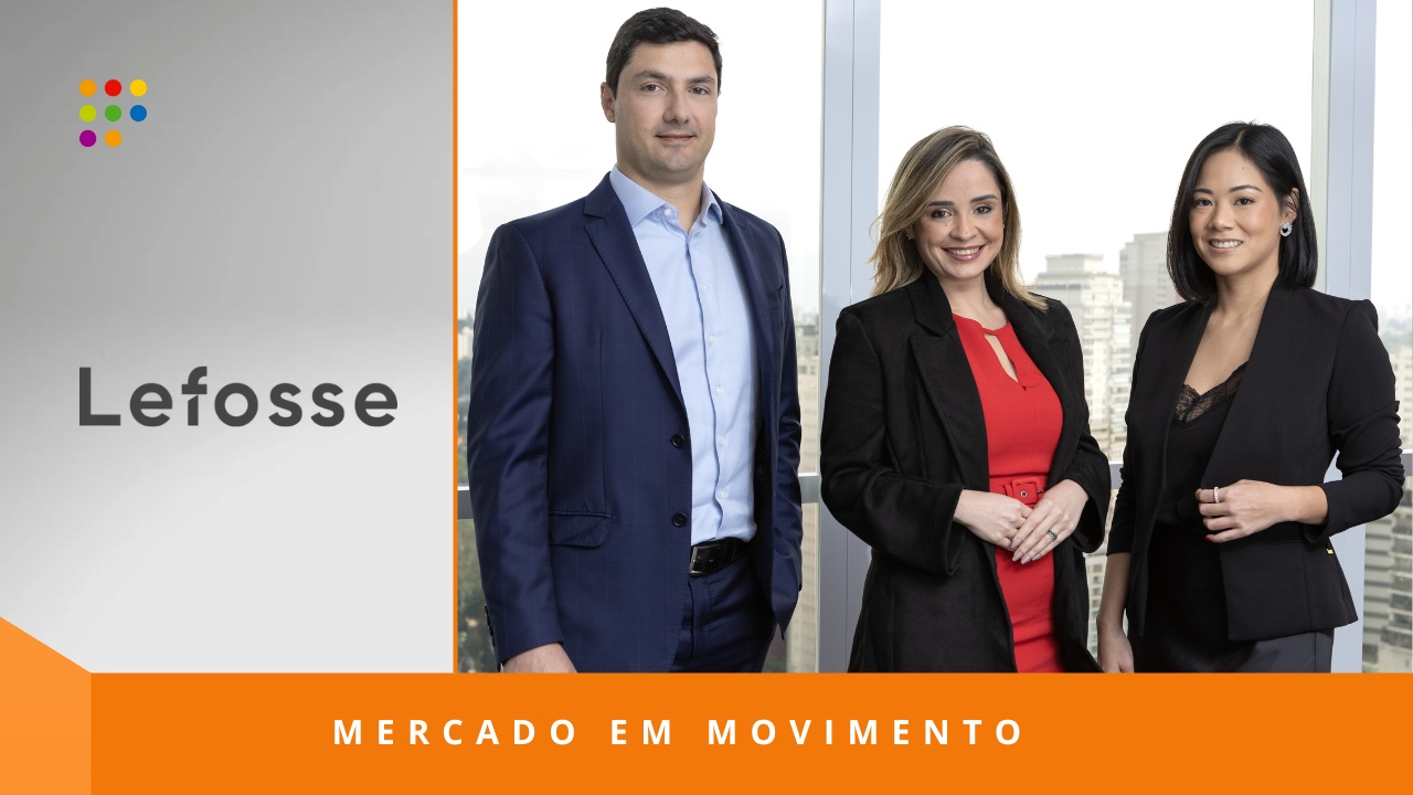 Da esq. para dir: Pedro Cruciol, Rafaela Canito e Mônica Murayama ...